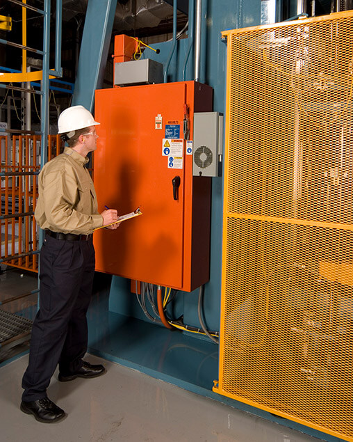 Smart Turnarounds and Outage Services | R.B. Akins